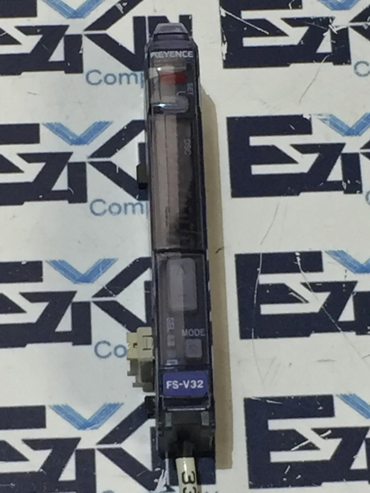 Keyence FS-V32 Photoelectric Fiber Amplifier Sensor