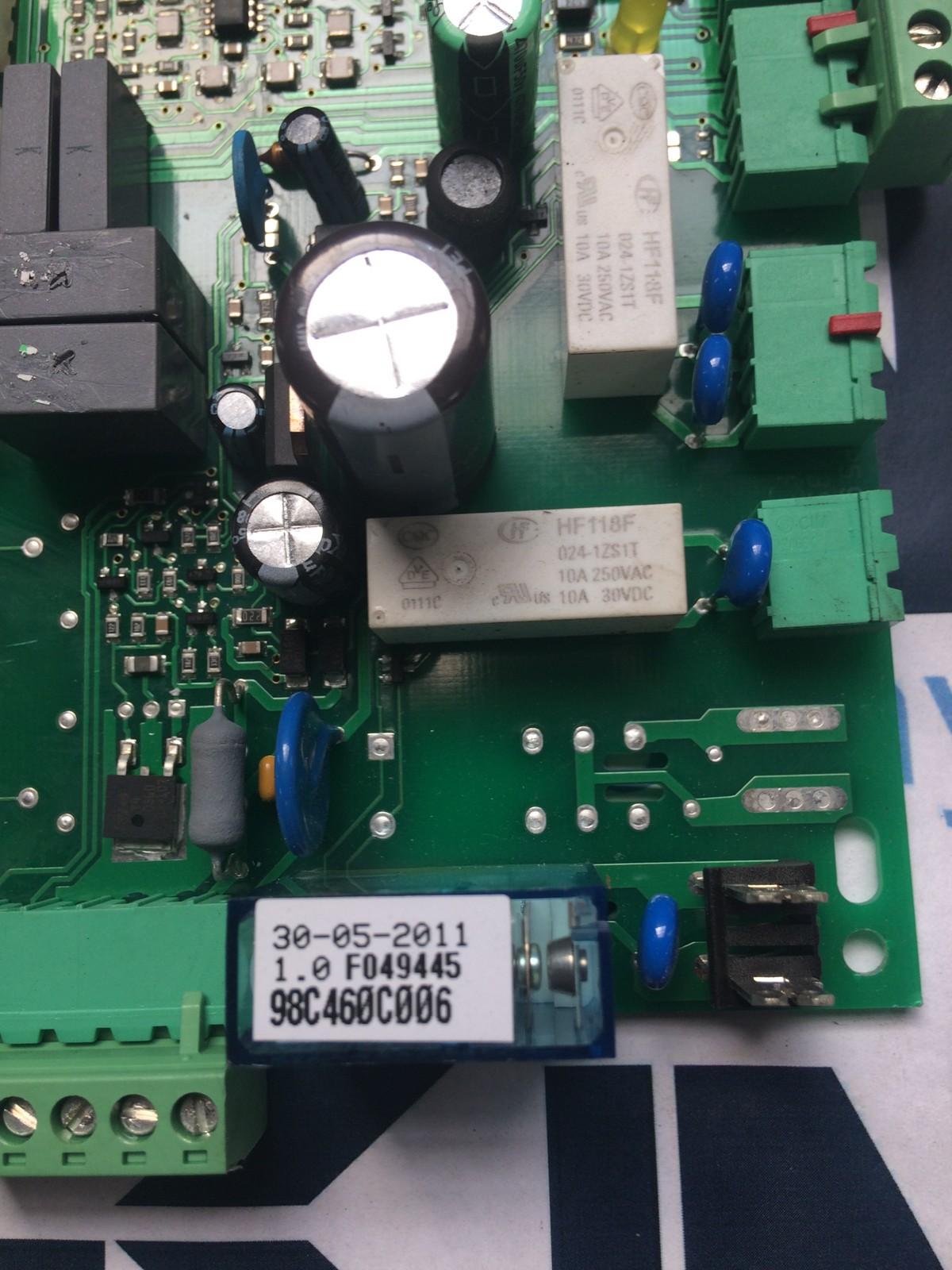Carel 98C460C006 Humistat Controller Interface Board 99498B