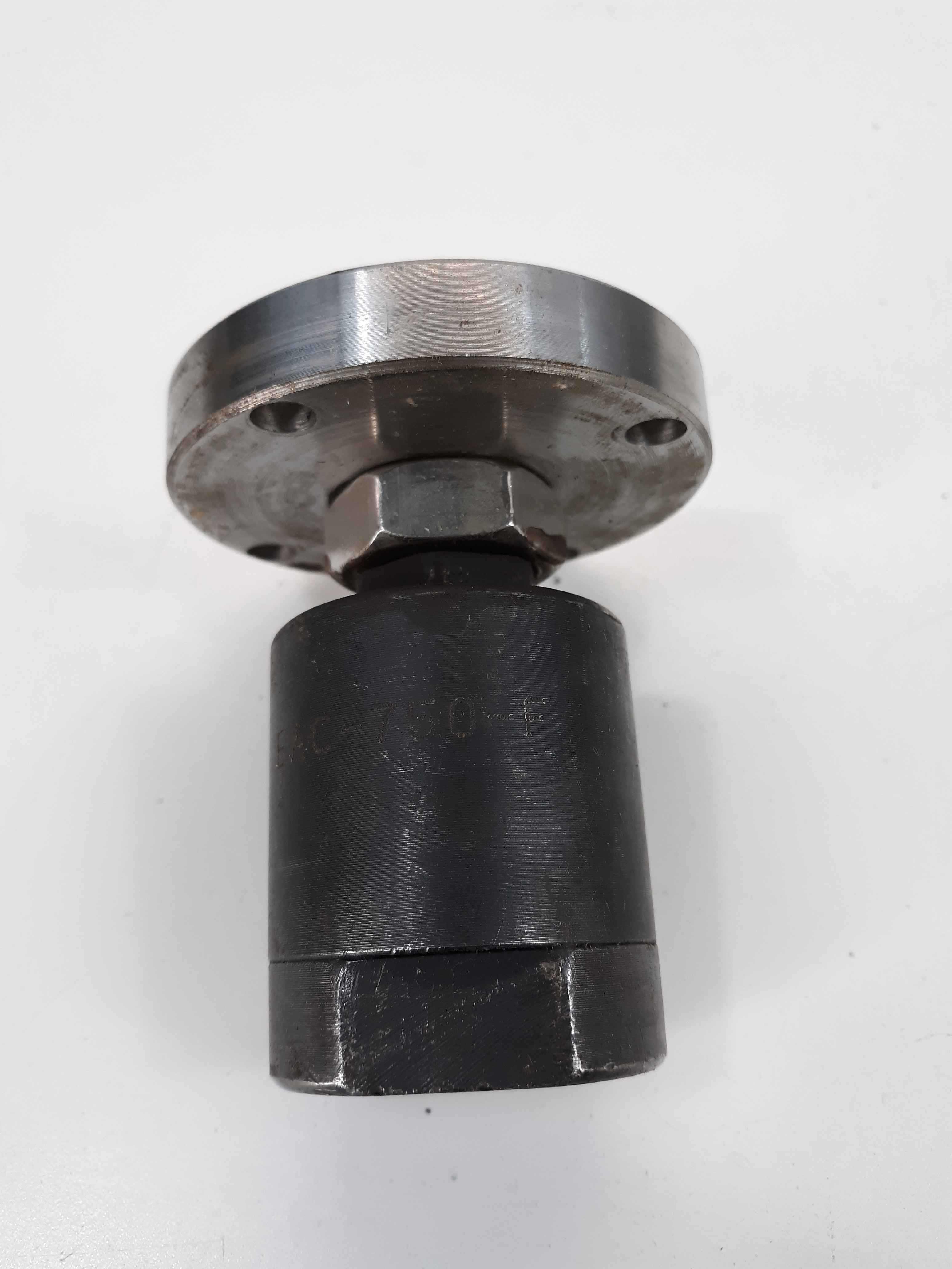 E & E EAC-750-F Self Aligning Rod Coupler
