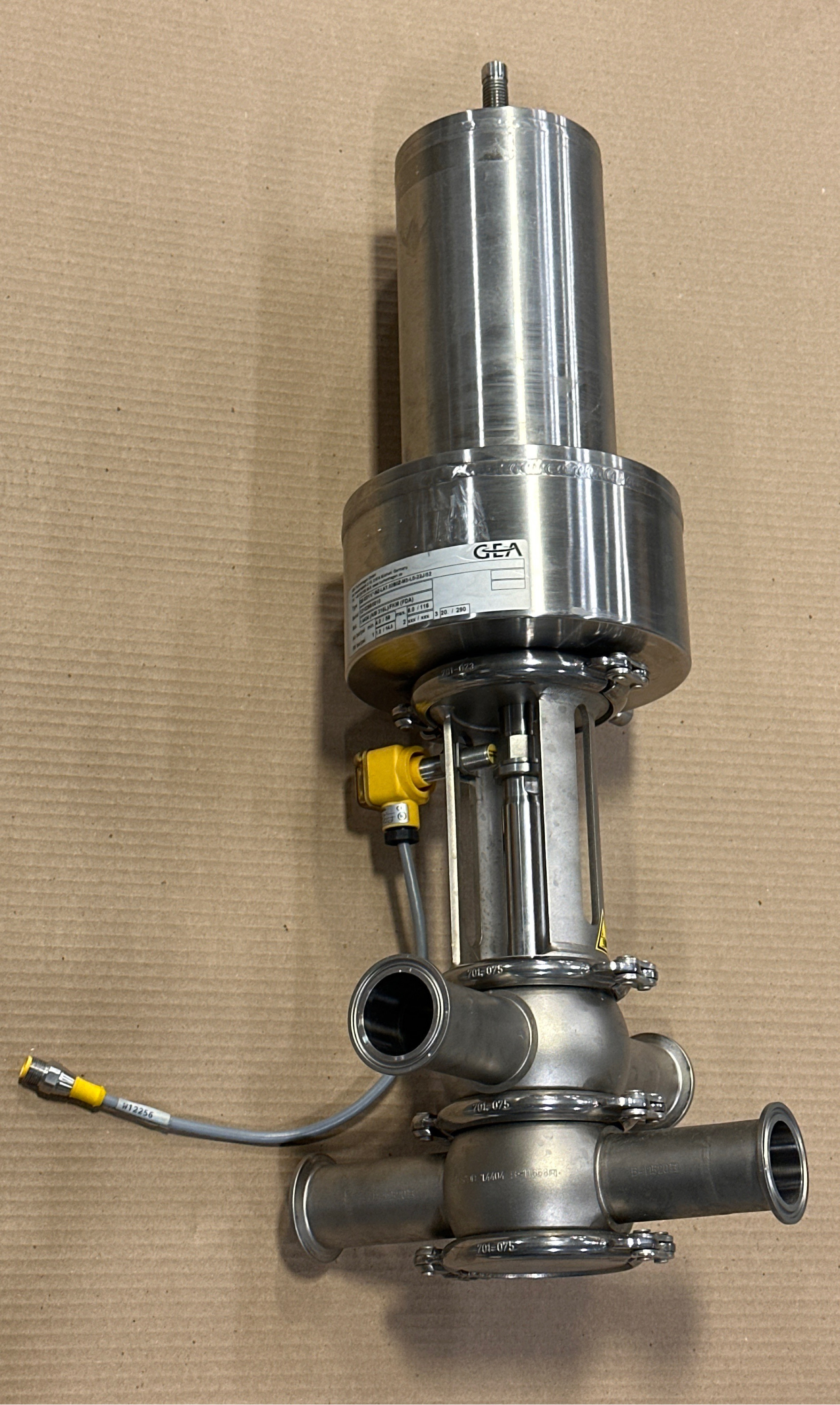 GEA QE-OD1 1/2"-MZ-LAT.02B0Z-M3 Pressure Relief Valve Assembly, OD 1.5"