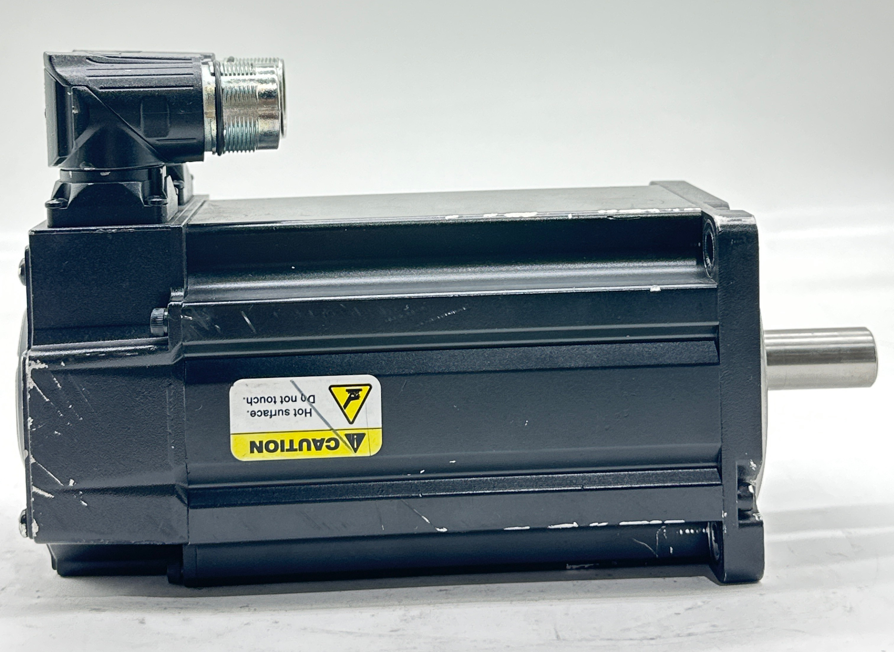 Allen-Bradley MPL-B330P-SK72AA SER.A AC Servo Motor 2.4HP