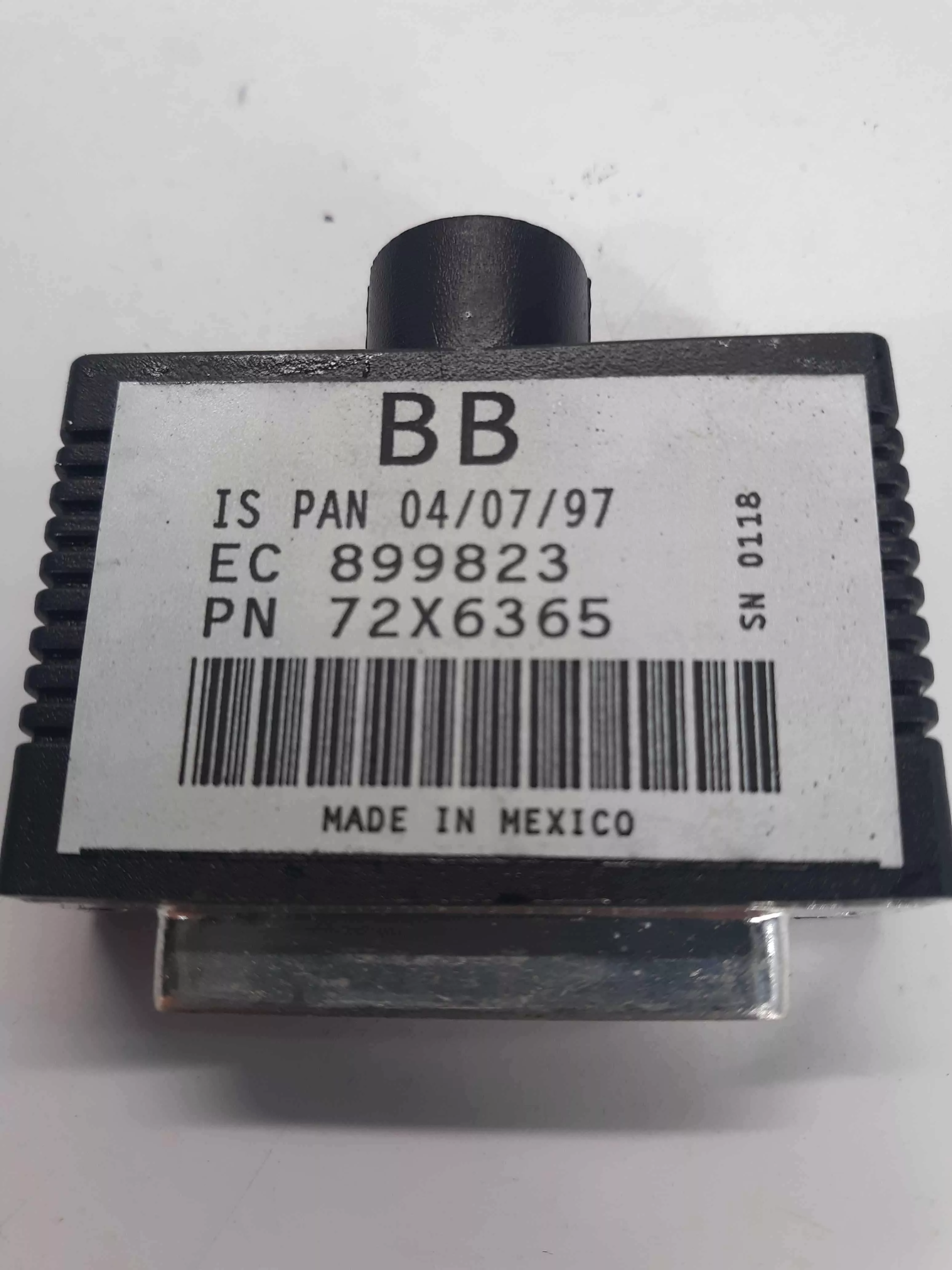 IBM 72X6365 SCSI Connector Terminal, 25-Pin