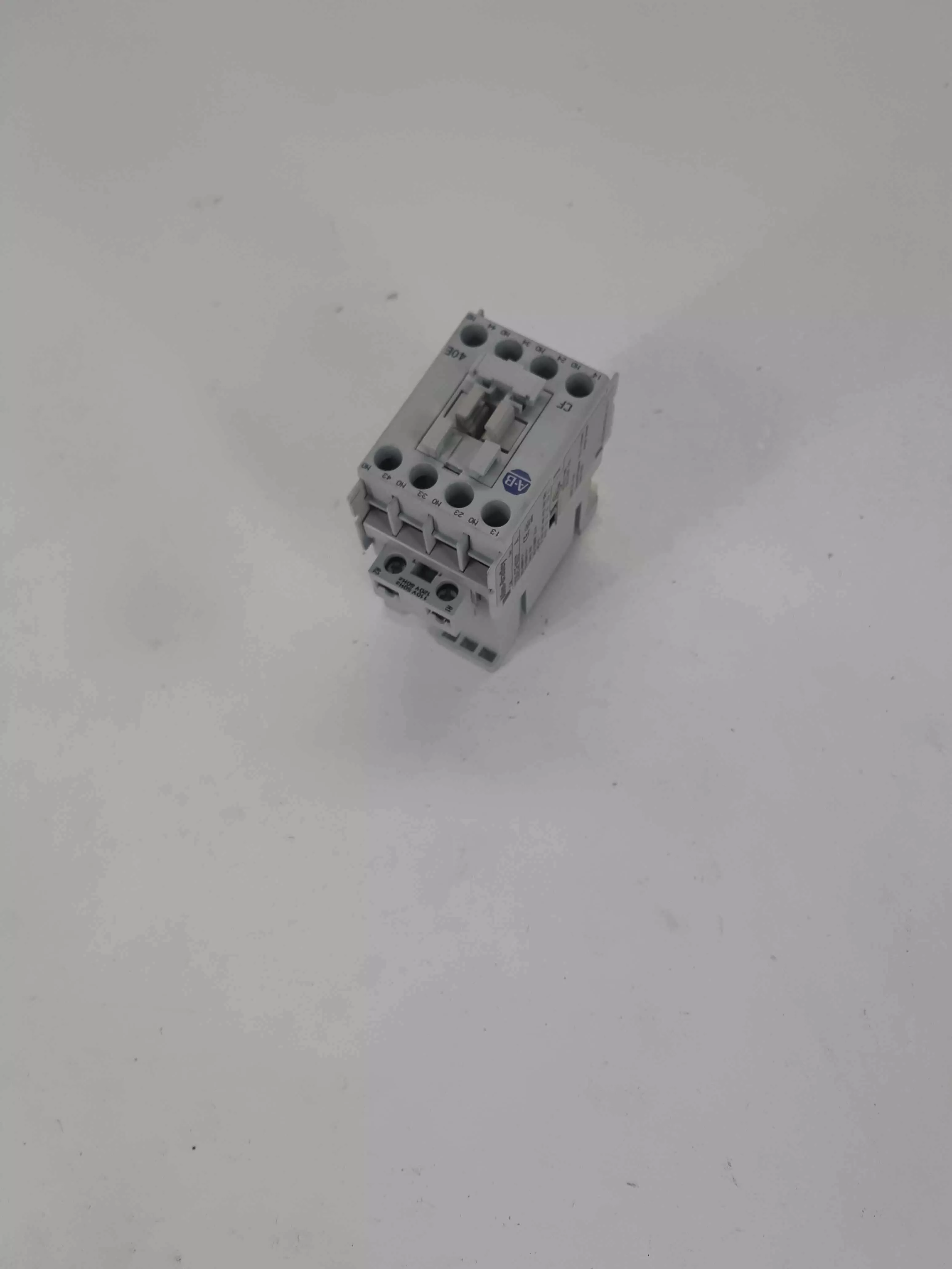 Allen Bradley 700-CF400* SER.A Contactor Type 40E, 120V Coil 600V 20Amp