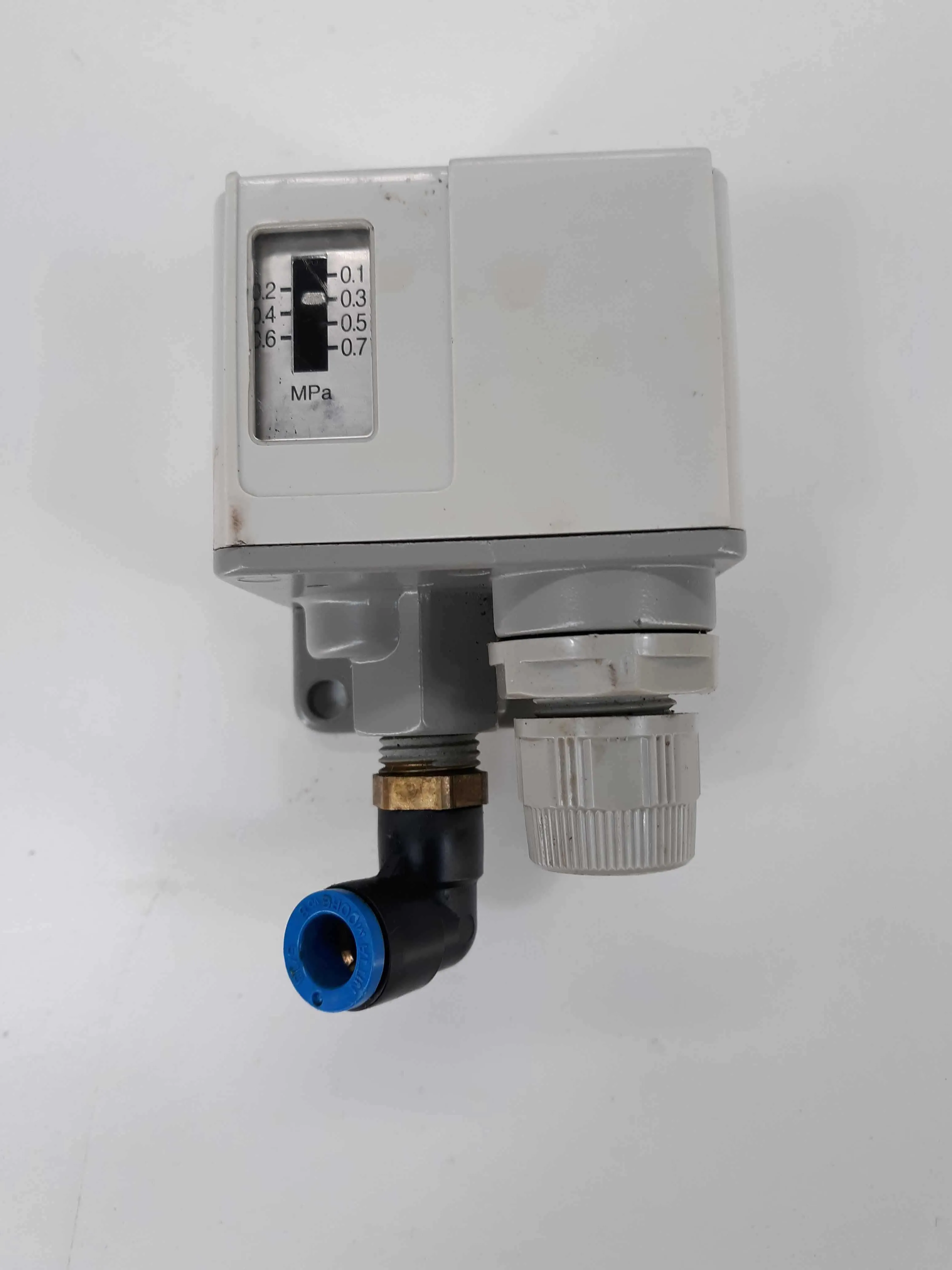 SMC IS3010-02 Pressure Switch