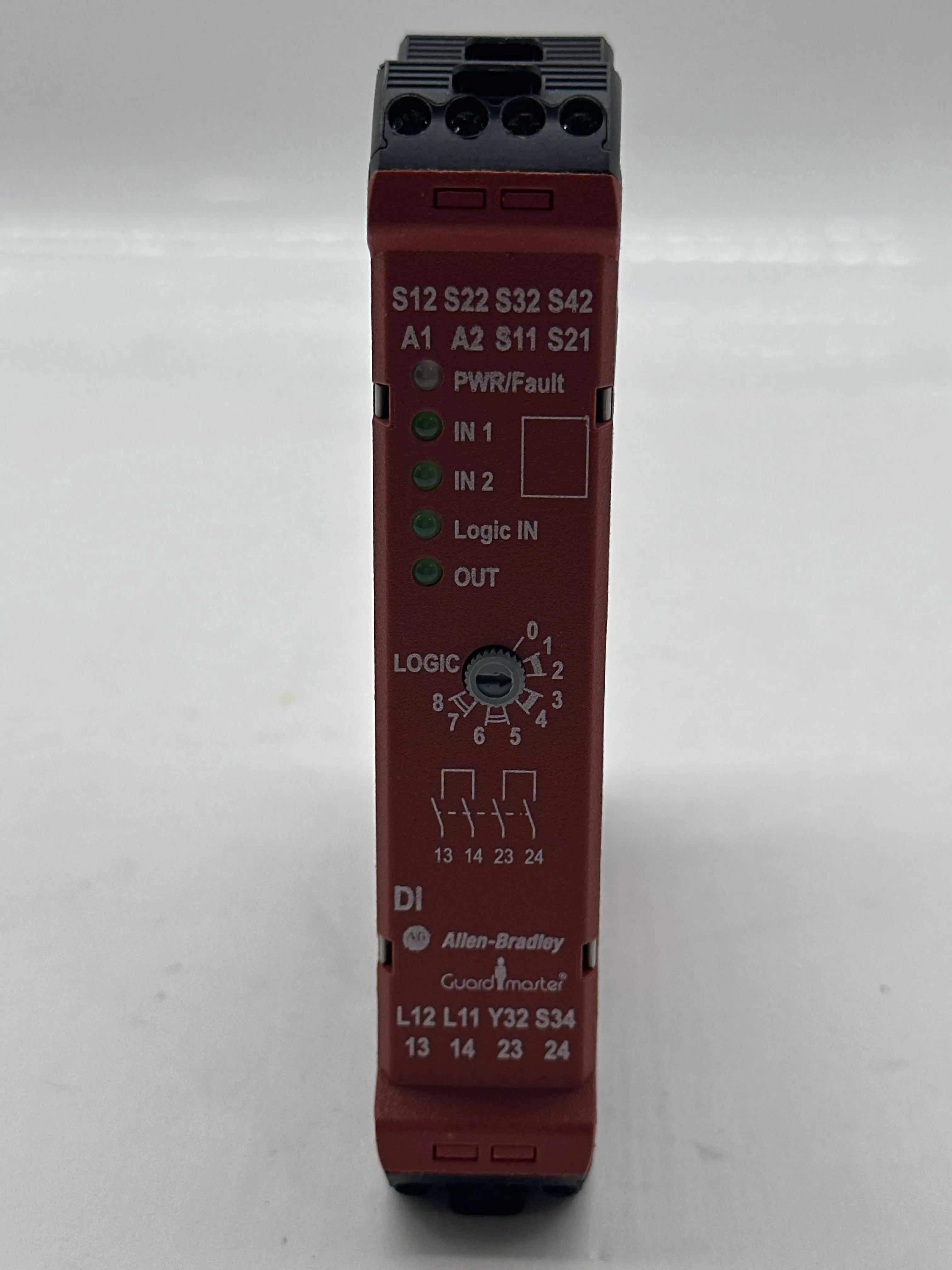 Allen-Bradley 440R-D22R2 SER.A Monitoring Safety Relay
