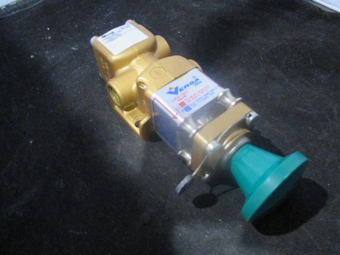 Versa VIA-3301-33-LOVB-125G 3-Way Solenoid Lock-Out Valve
